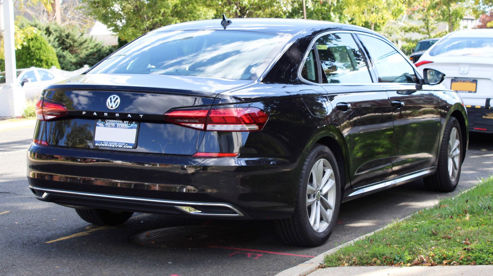 Volkswagen Passat technical specifications and fuel economy